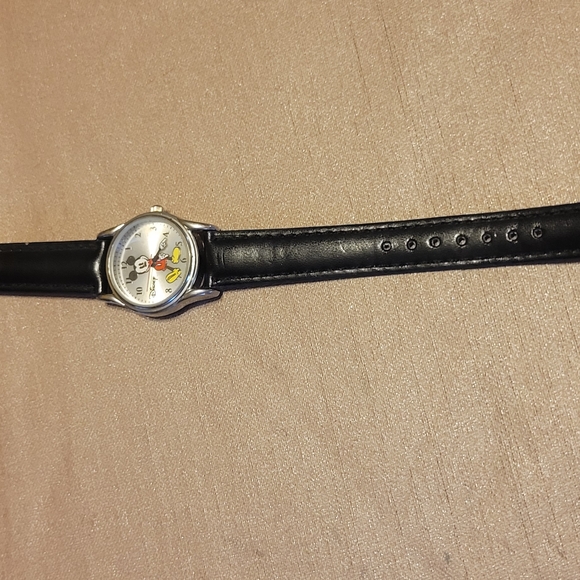 Disney | Accessories | Disney Mickey Mouse Watch | Poshmark